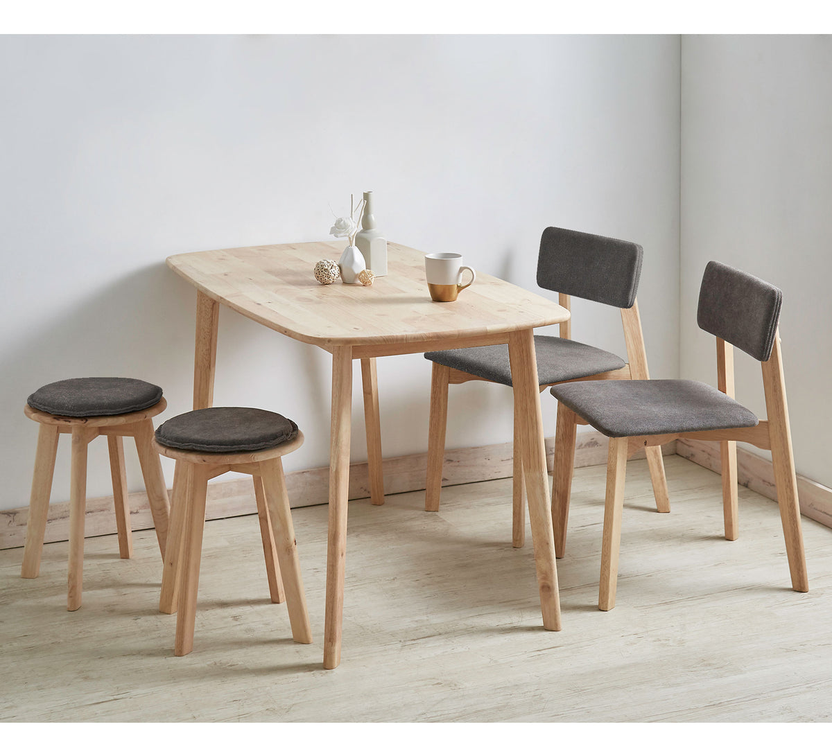 Hockey Stool – The Import Depot